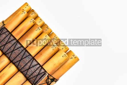 Pan Flute Andean Wind Instrument on White Background正版照片102420